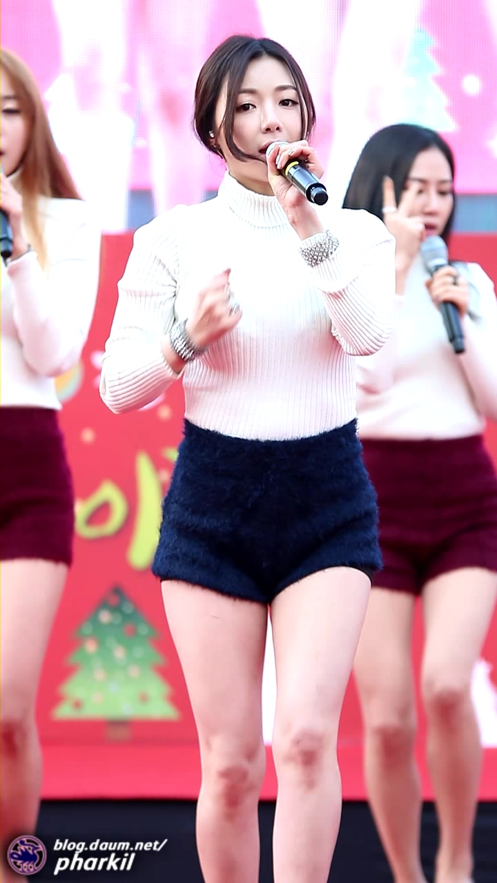 [직캠] 131224 써니데이즈 (수정) - 아름다운 나눔 행사