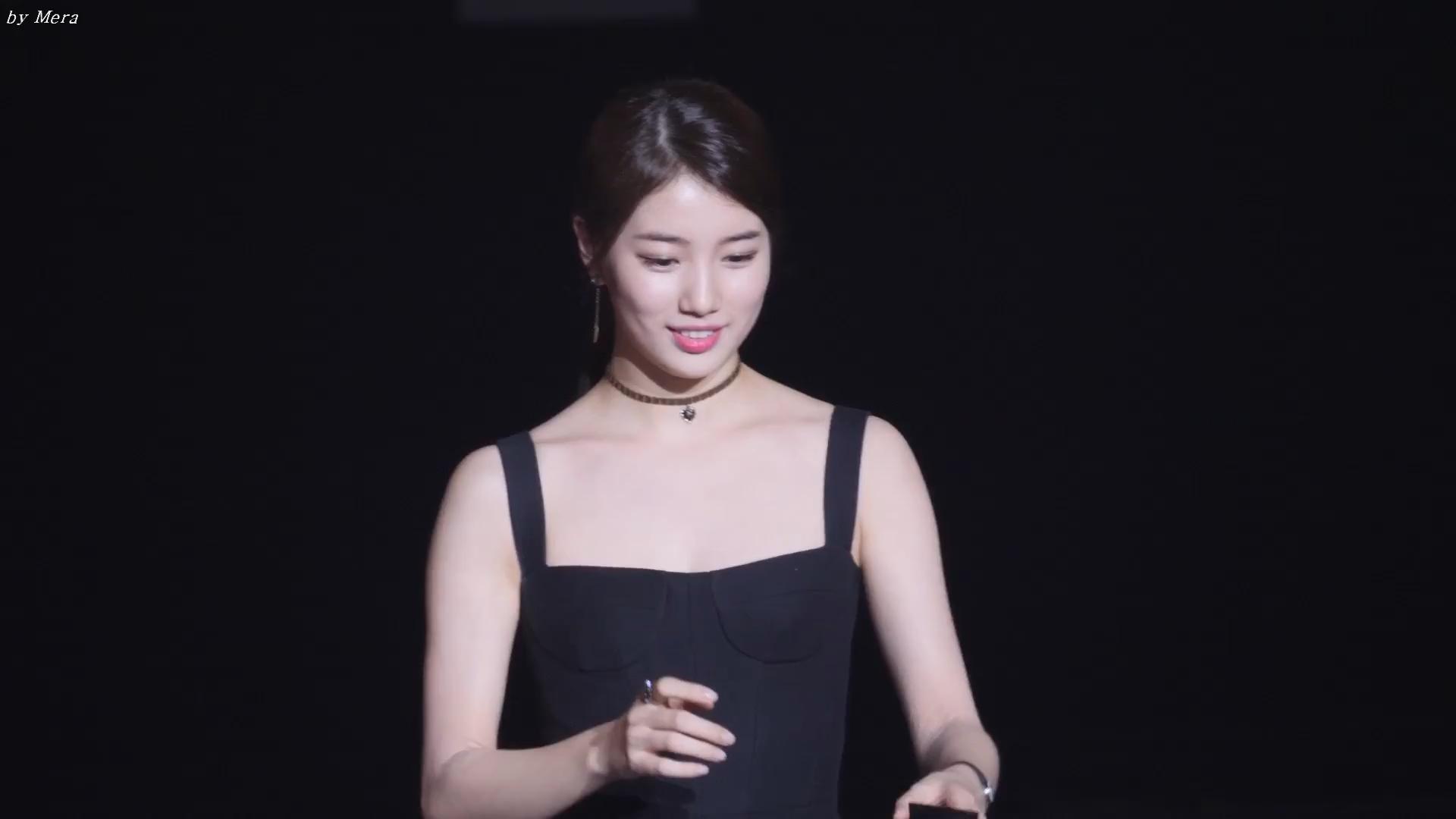 [직캠] 171115 수지 AAA 아시아 스타상 수상 [수지]