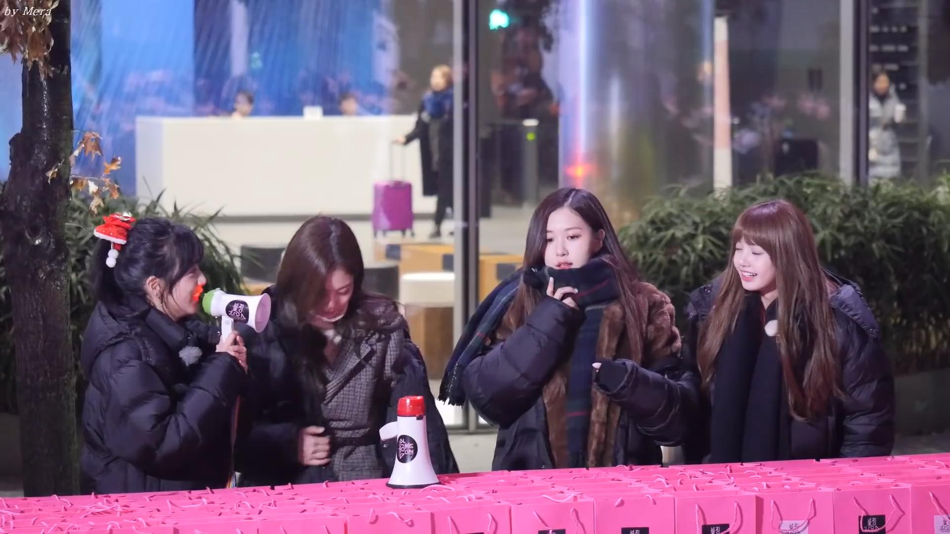 [직캠] 171206 블랙핑크 [상암게릴라팬미팅]