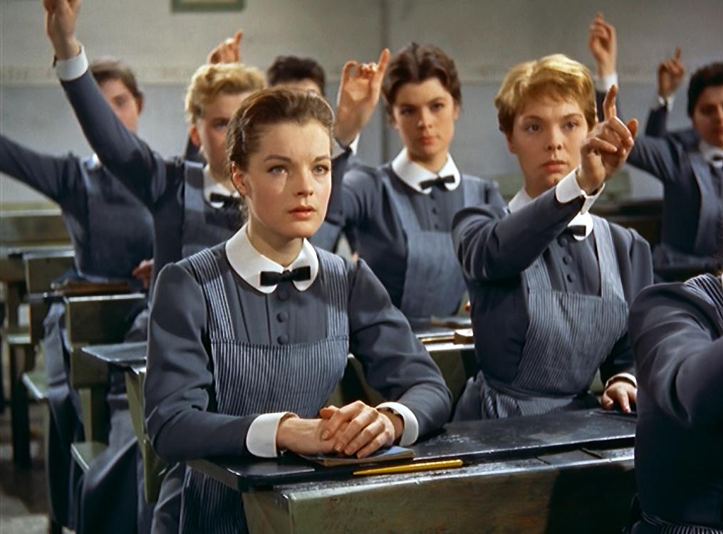 제복의 처녀 [ Madchen In Uniform 1958 ] 한글자막